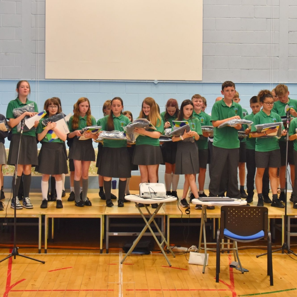 Moneyrea Primary School and Nursery - Year 7 Leavers' Assembly