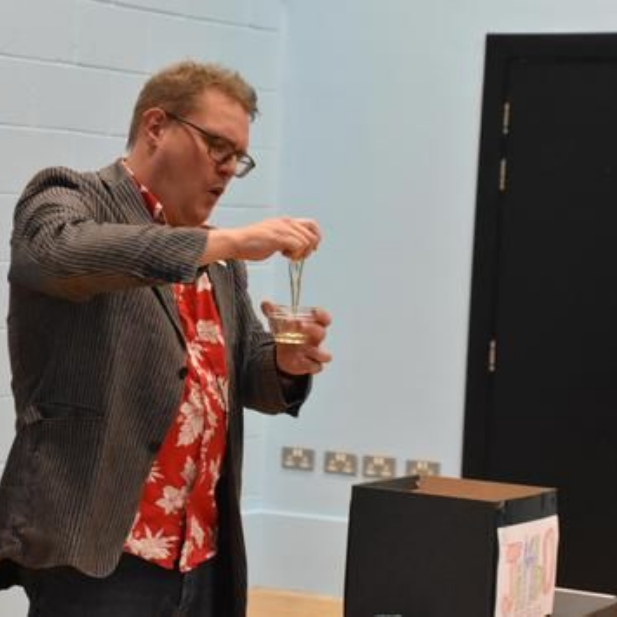 Moneyrea Primary School and Nursery - Jimbo's Magic Show for Year 5 to ...